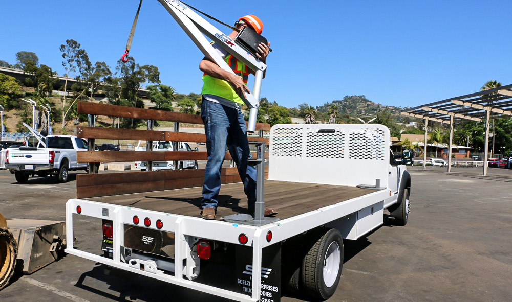 Portable Cranes for Platform Flatbed Trucks in Wilmington, NC