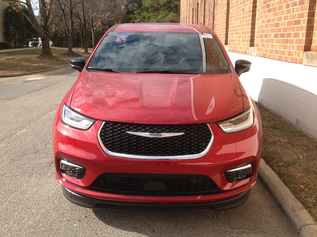 ♿ 2025 Chrysler Pacifica Select Safety | Van Products